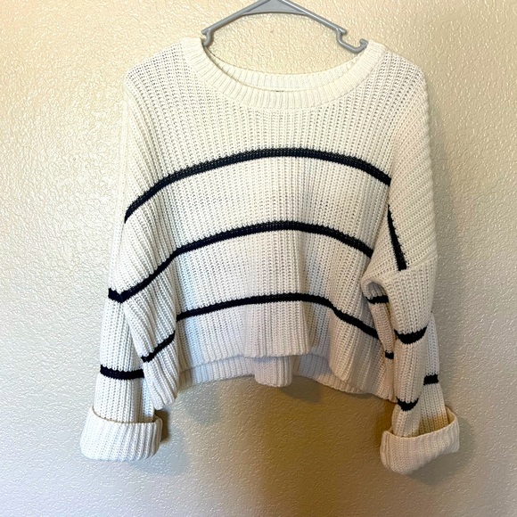 moon & madison | Sweaters | White Navy Cropped Sweater | Poshmark